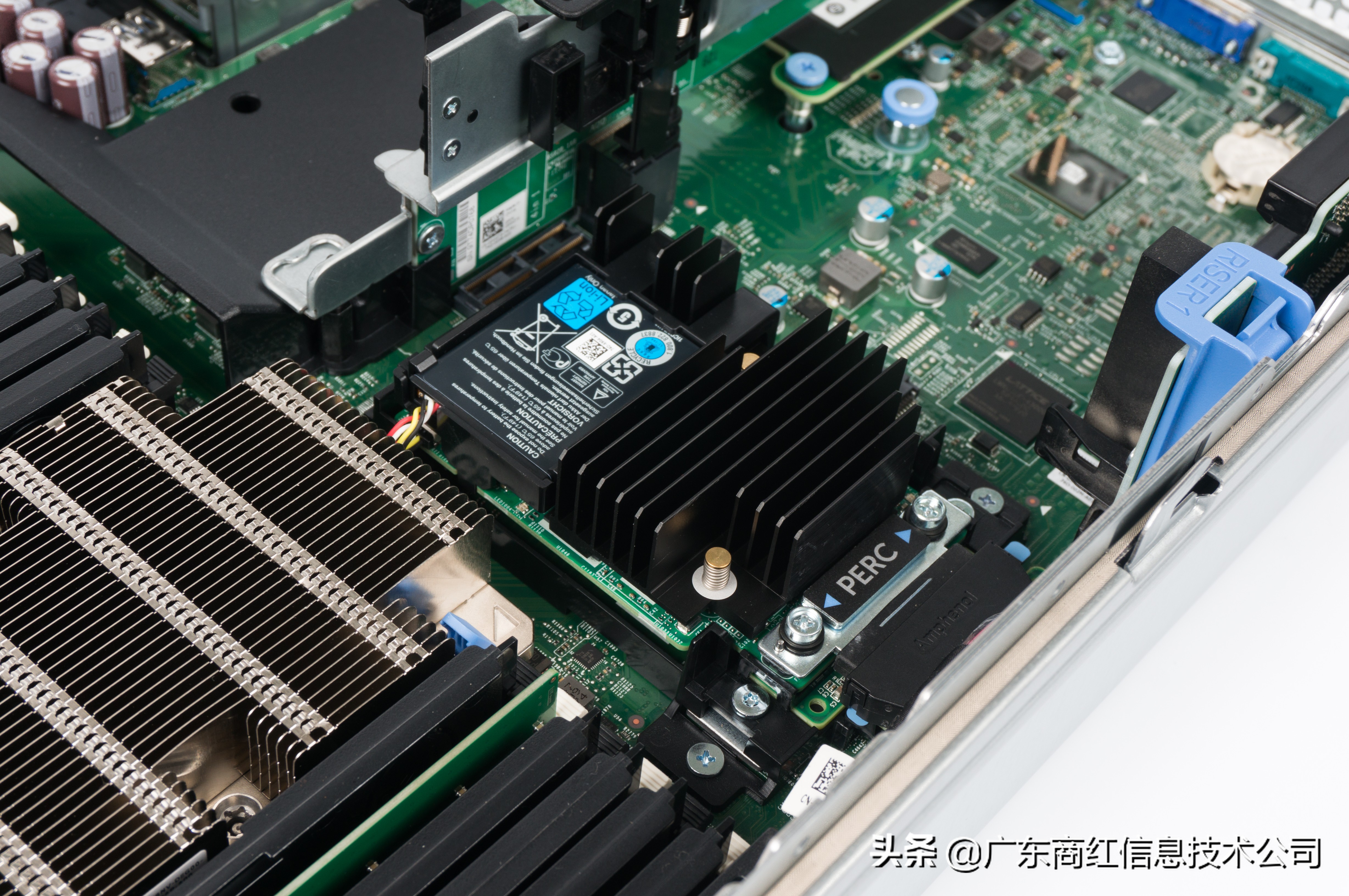 全球销量靠前的戴尔机架式服务器PowerEdge R740，百闻不如一见 - BENCOM商红